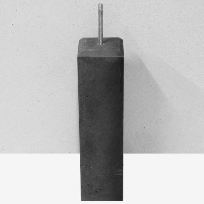 Socle en beton pour porche jardín